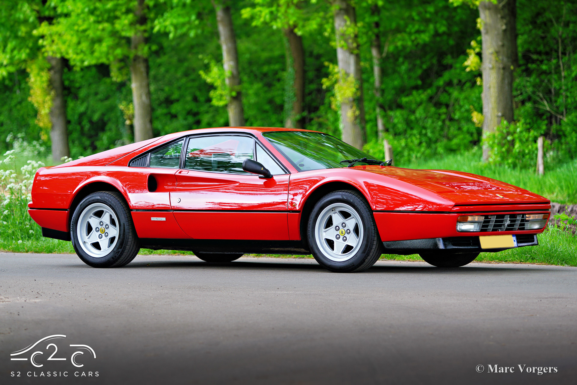 Ferrari 328 GTB ⋆ S2 Classic Cars